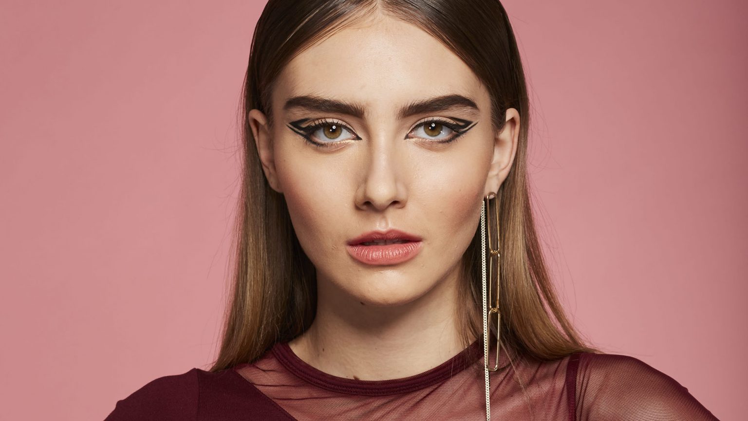 Maak een statement met deze Classy but Sassy make-up look